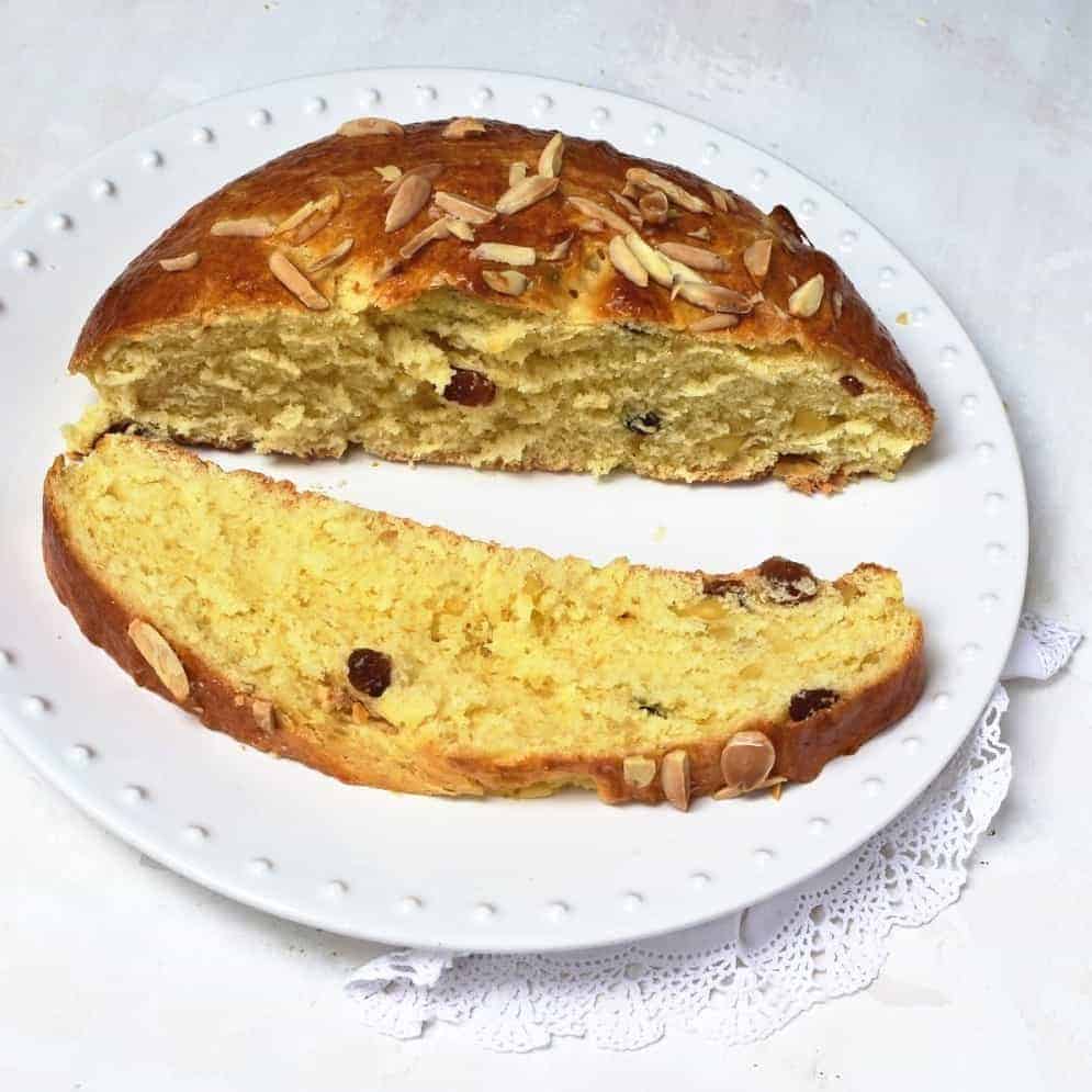 Velikonoční Mazanec - Czech Sweet Easter Bread