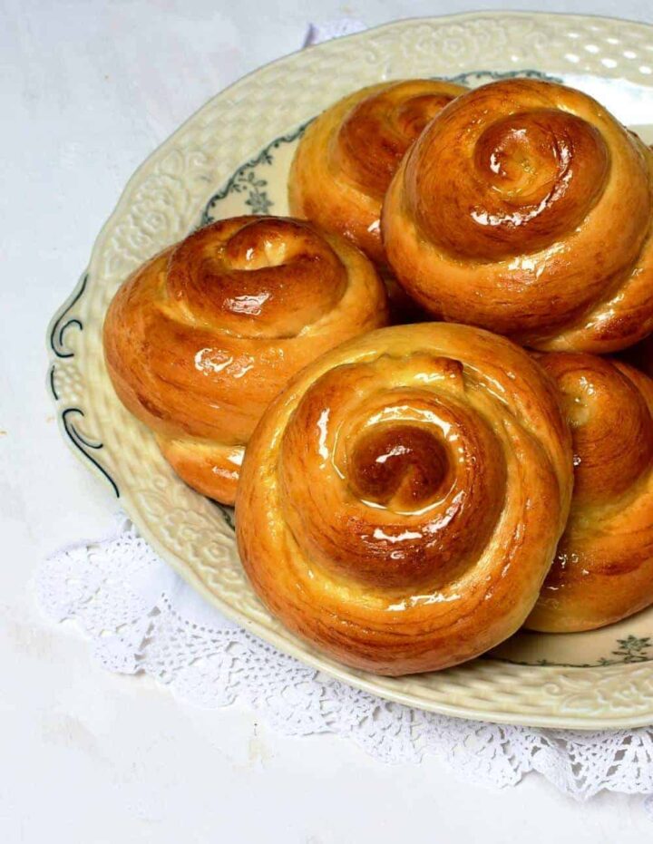 Czech Easter Sweet Pastry – Jidáše Recipe | Cook Like Czechs