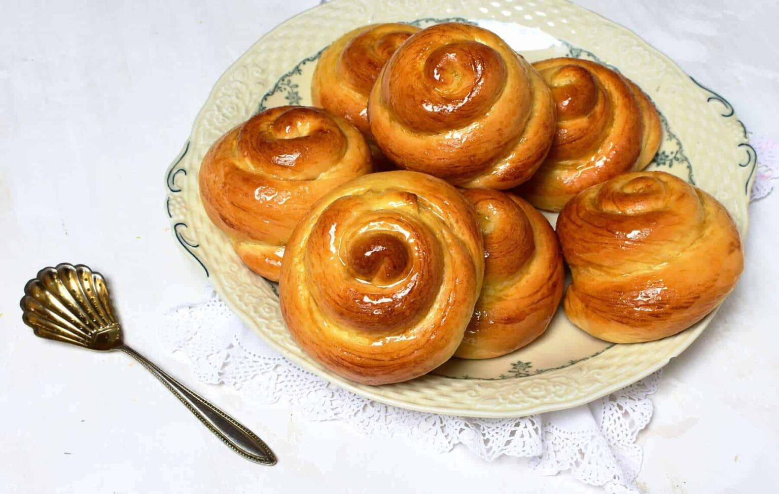 Czech Easter Lamb Cake (Velikonocni beranek)