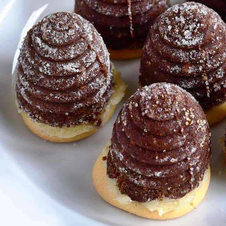Beehive Christmas Cookies – Czech Vosí hnízda - Cook Like Czechs