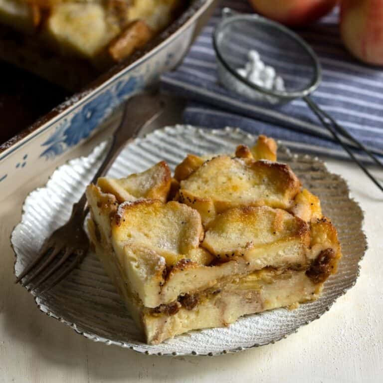 Apple Bread Pudding – Czech Žemlovka Recipe - Cook Like Czechs