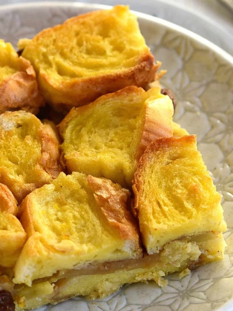 Apple Bread Pudding – Czech Žemlovka Recipe - Cook Like Czechs