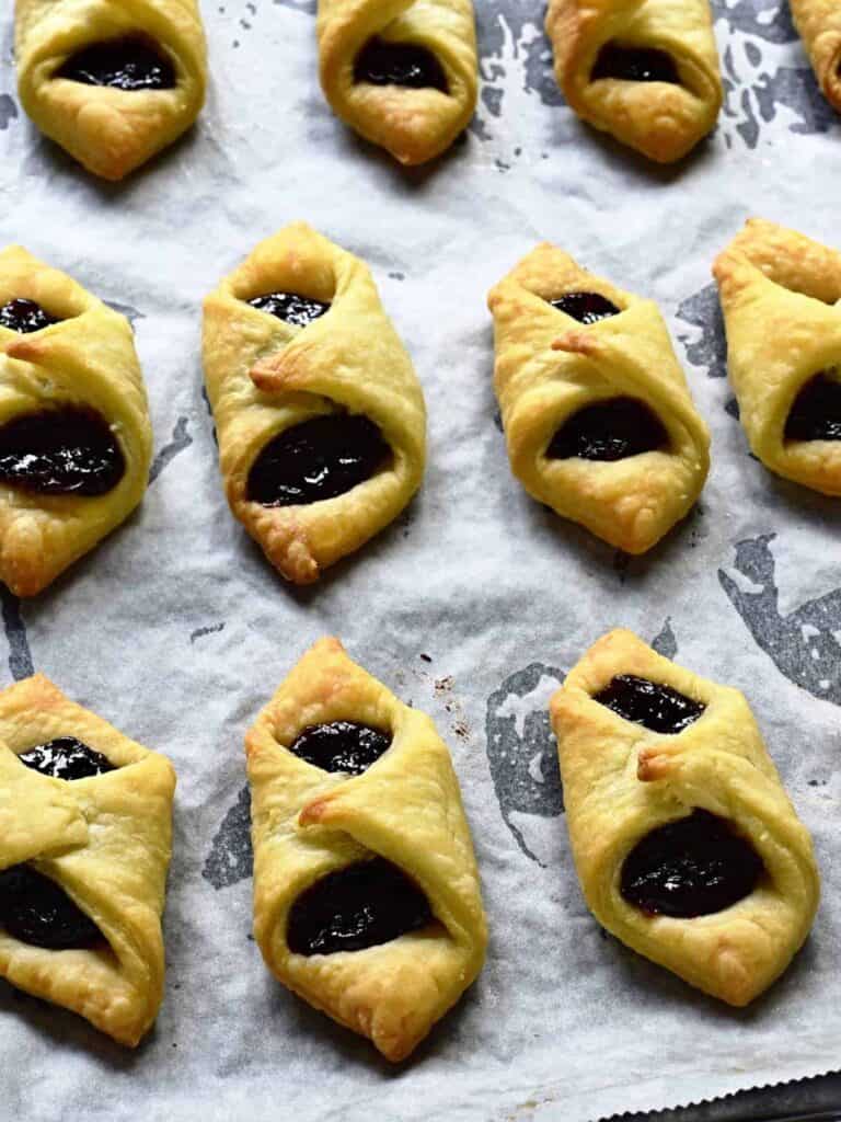 Easy Kolacky Cookies Recipe - Cook Like Czechs