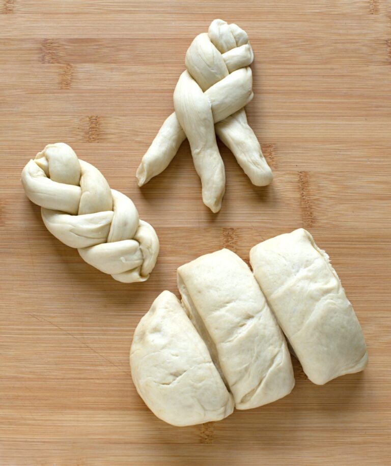 Braided Bread Rolls – Housky