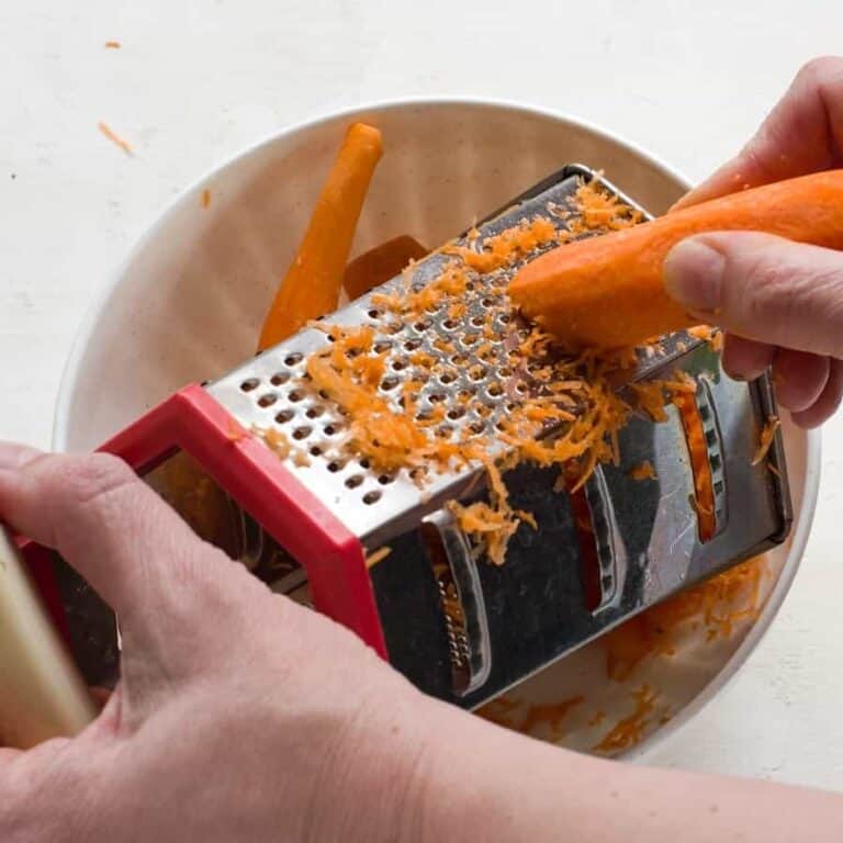 How to Shred Apples - Cook Like Czechs