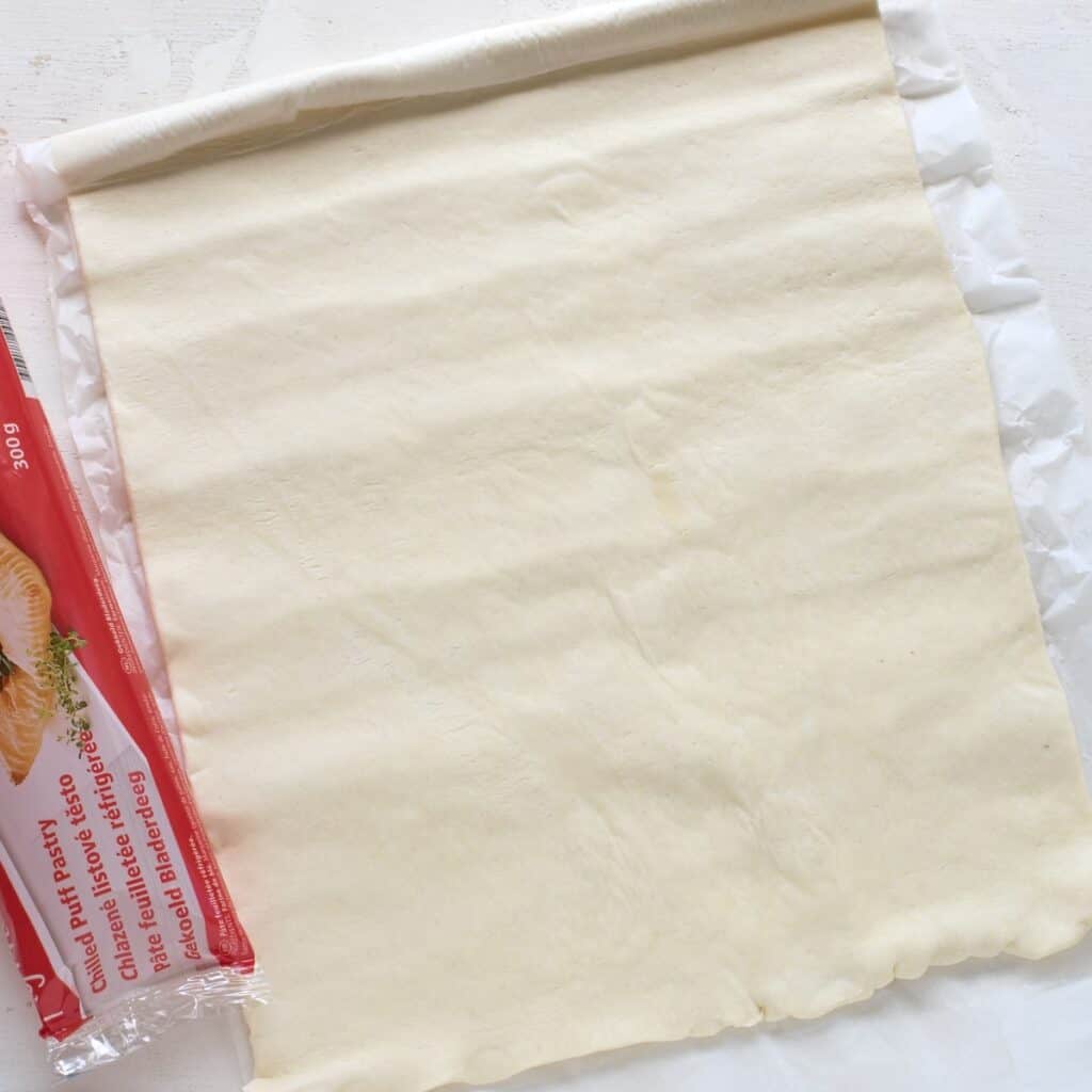 Easy Puff Pastry Apple Strudel - Cook Like Czechs