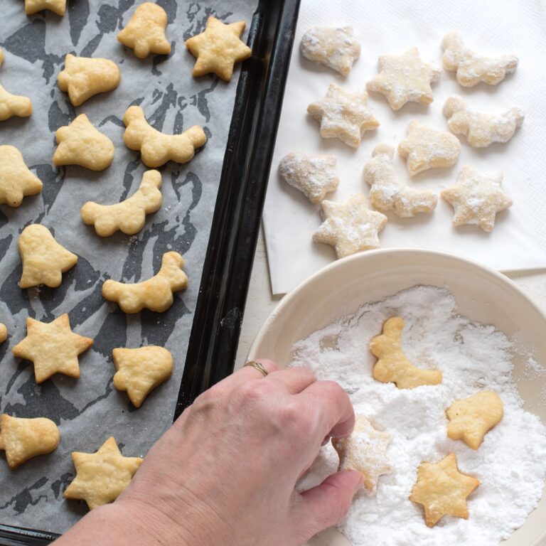 Heavy Cream Cookies (Czech Šlehačkové cukroví)