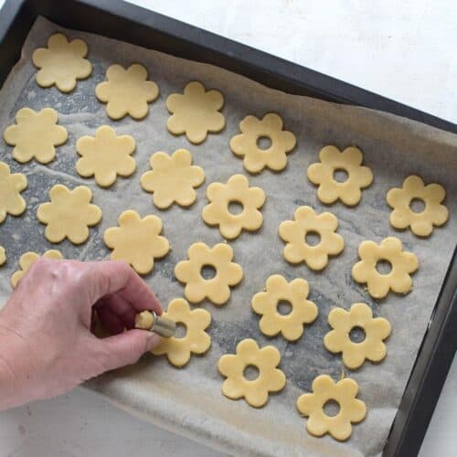 Linzer Cookies – Czech Linecké Cukroví - Cook Like Czechs