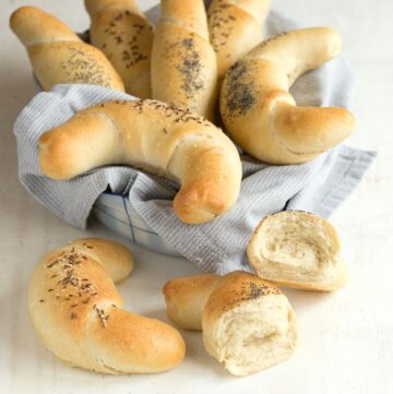 Rohlíky Recipe – Czech Bread Rolls - Cook Like Czechs