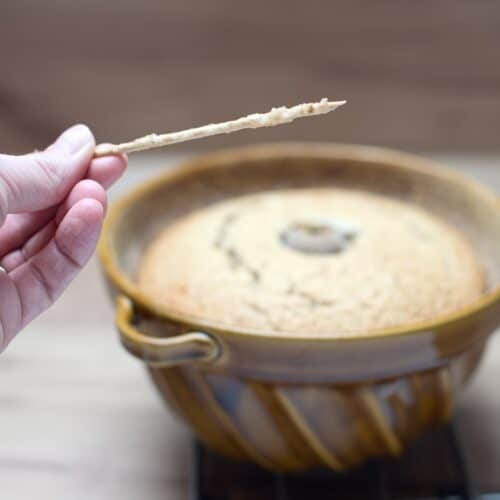 How to Tell When My Bundt Cake Is Done - Cook Like Czechs
