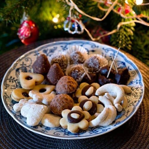 Czech Christmas Folk Traditions - Cook Like Czechs