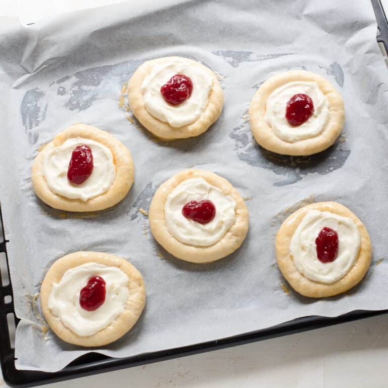 Czech Kolache with Farmers' Cheese Filling - Cook Like Czechs