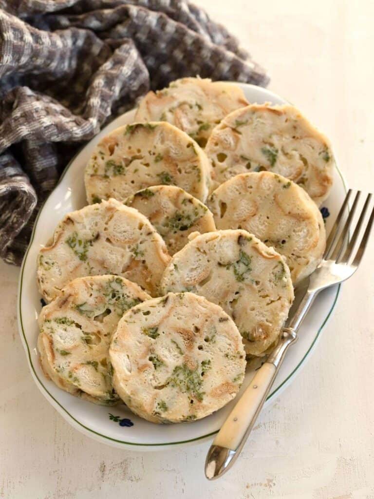 Easy Czech Dumplings Steamed in a Cup (Hrníčkové knedlíky) - Cook Like ...